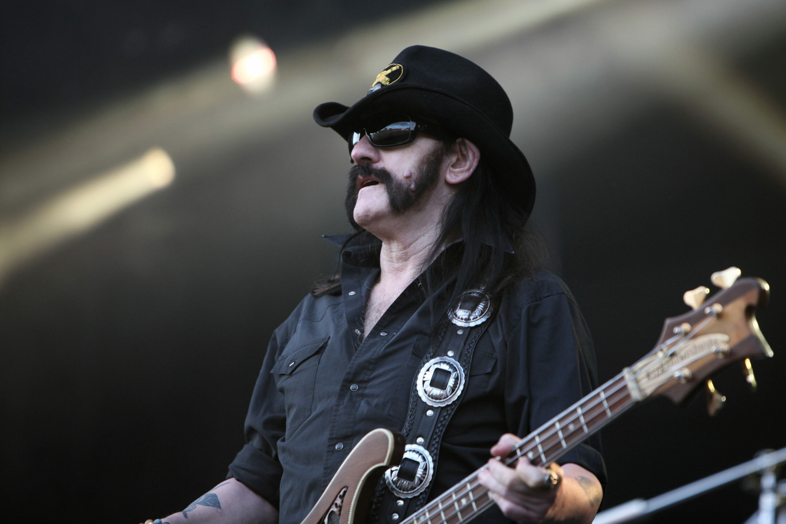 Πέθανε ο frontman των Motorhead | topontiki.gr