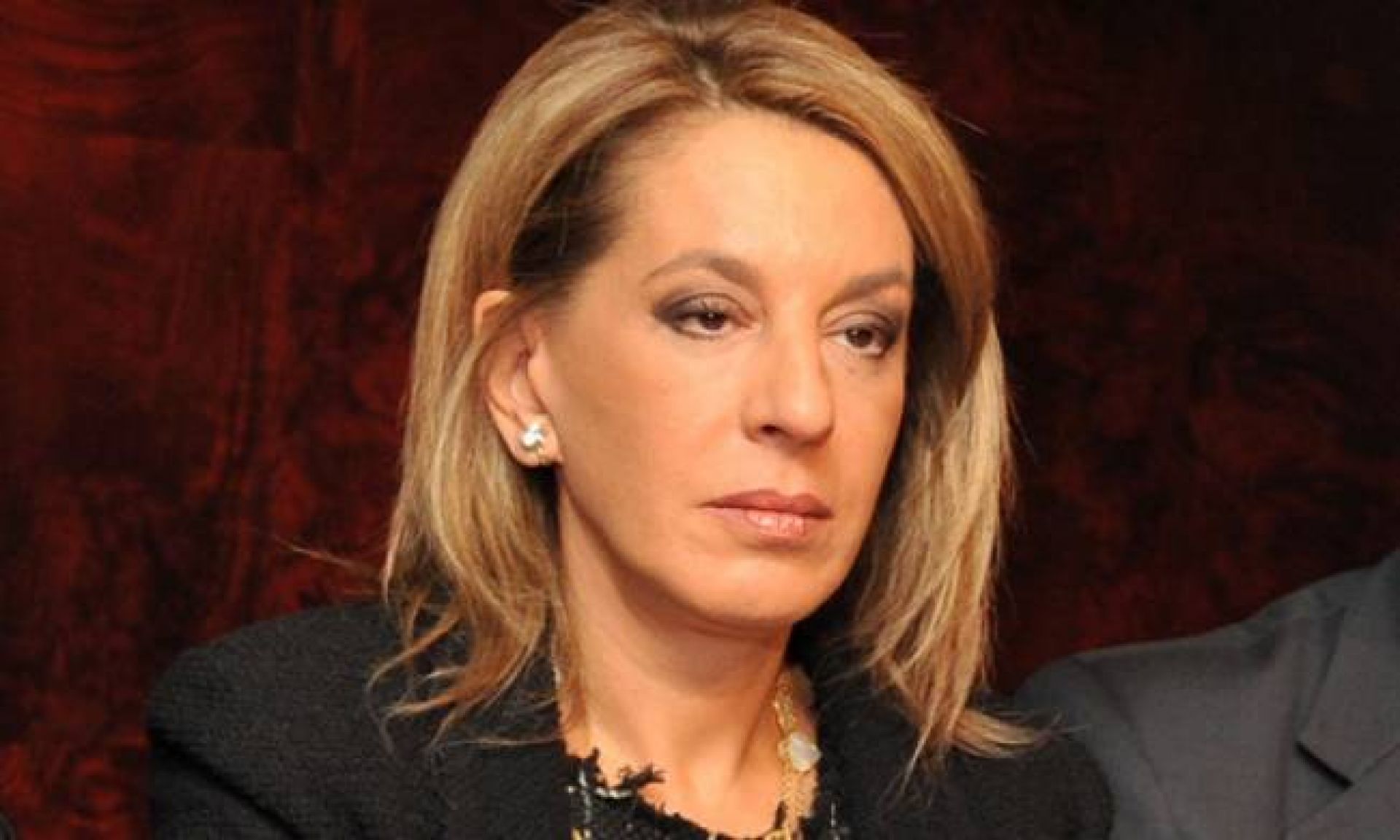 Όλγα Τρέμη: Το MEGA, η ΕΡΤ, οι γάμοι και οι γυναίκες δημοσιογράφοι που ...