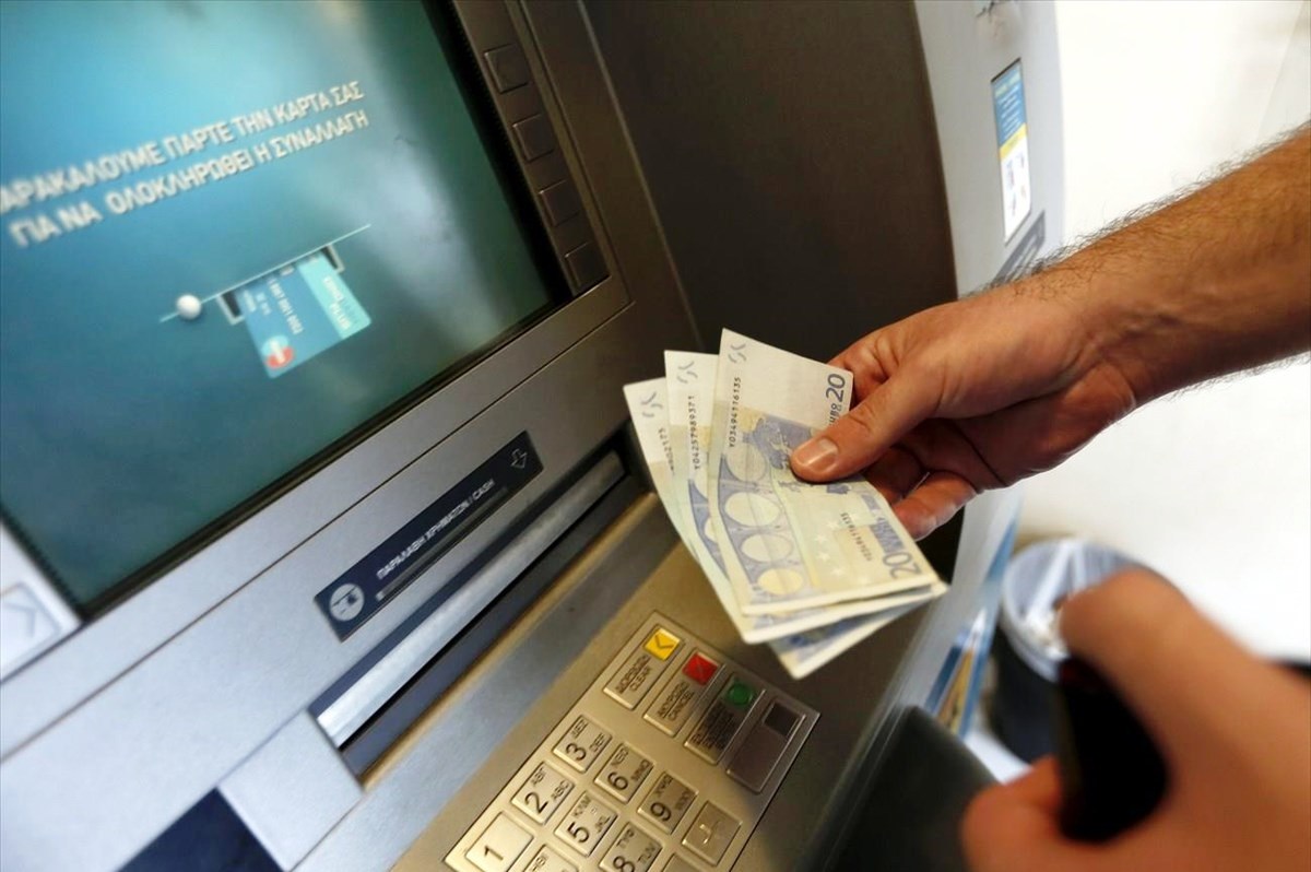 ΕΦΚΑ: Πότε καταβάλλονται τα αυξημένα προνοιακά επιδόματα | topontiki.gr