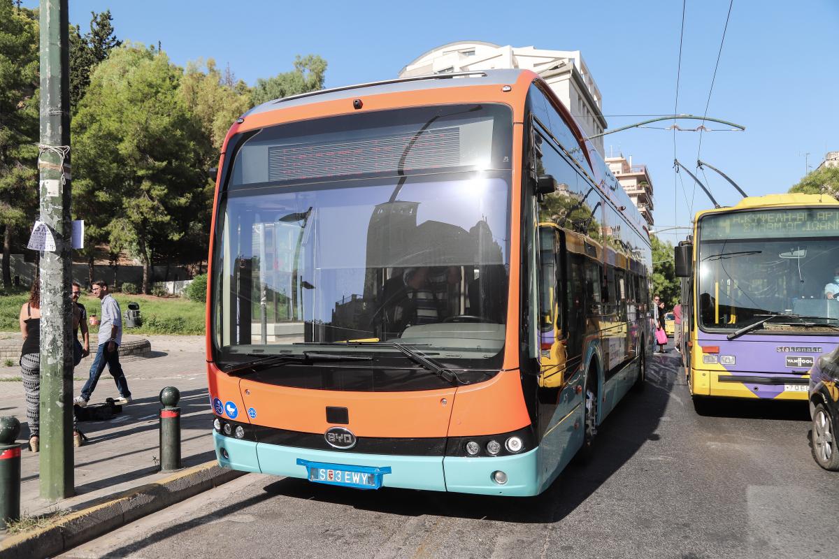 Στους δρόμους της Αθήνας δοκιμαστικά το πρώτο ηλεκτροκίνητο λεωφορείο ...