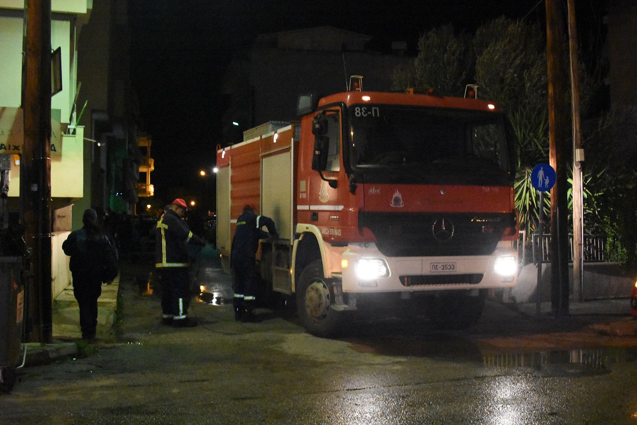 Θεσσαλονίκη: Φωτιά τα ξημερώματα πυλωτή πολυκατοικίας – Σοβαρές ζημιές ...