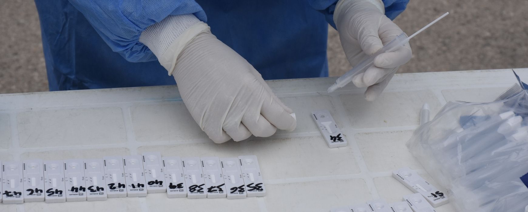 Η εβδομάδα των self tests: Ποιοι τα δικαιούνται, πώς χρησιμοποιούνται ...
