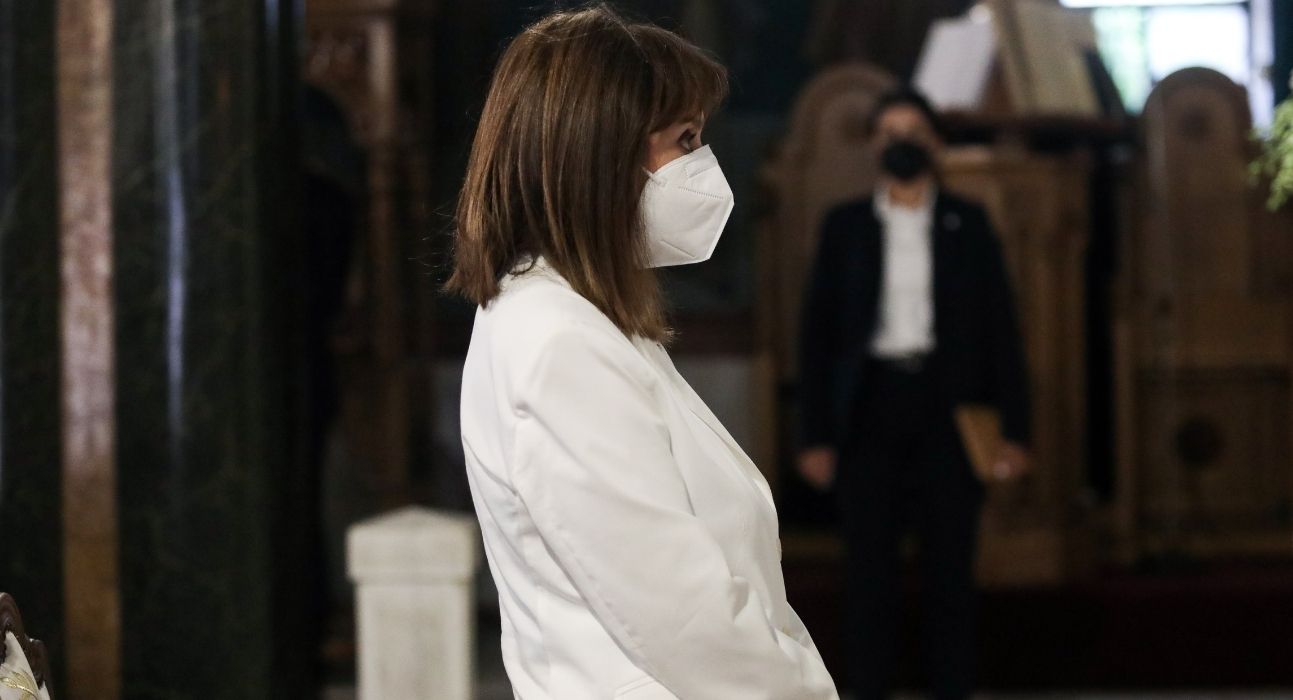 Η Πρόεδρος της Δημοκρατίας στη σύσκεψη των «ΝΕΩΝ» | topontiki.gr