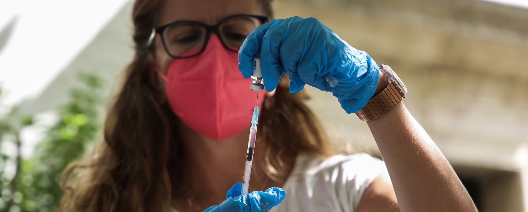 Εμβολιασμός: Ανοίγει την Παρασκευή η πλατφόρμα για 3η δόση σε όσους ...