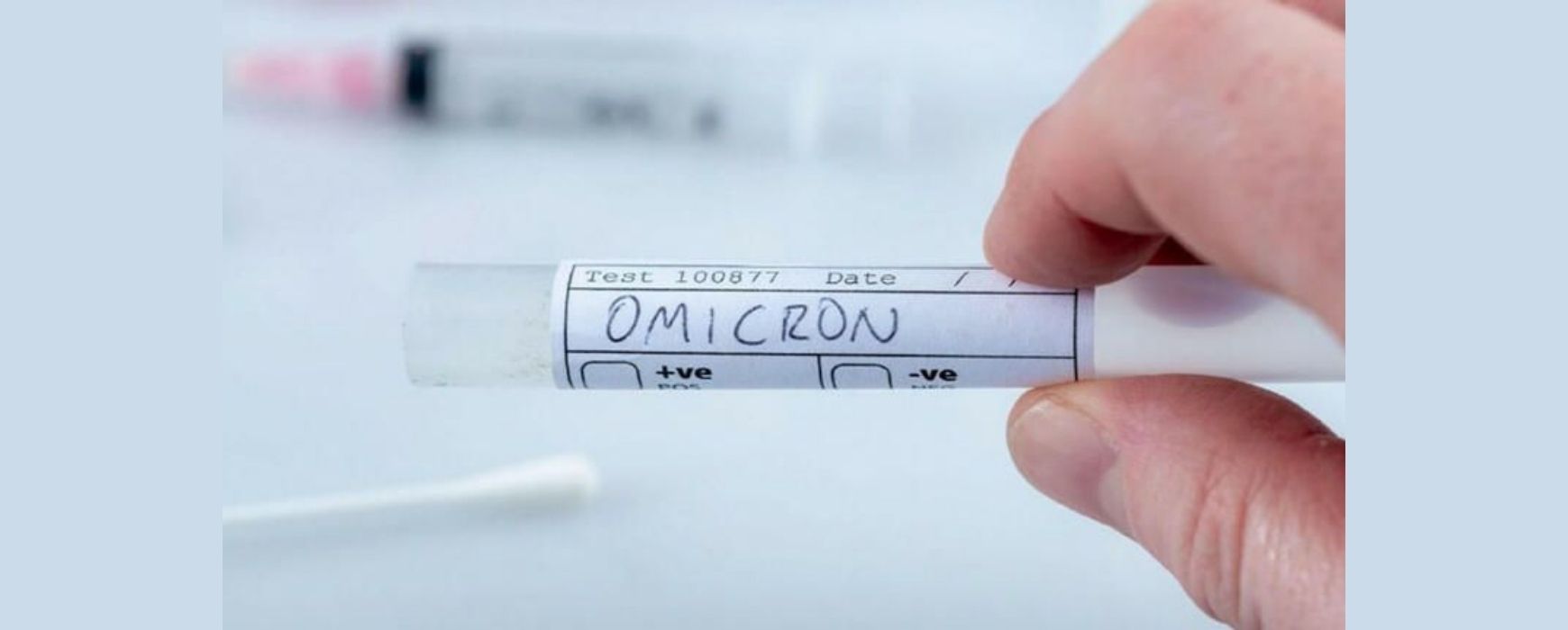 Μετάλλαξη Όμικρον: «Ήπια συμπτώματα» εμφανίζουν μέχρι στιγμής ασθενείς ...