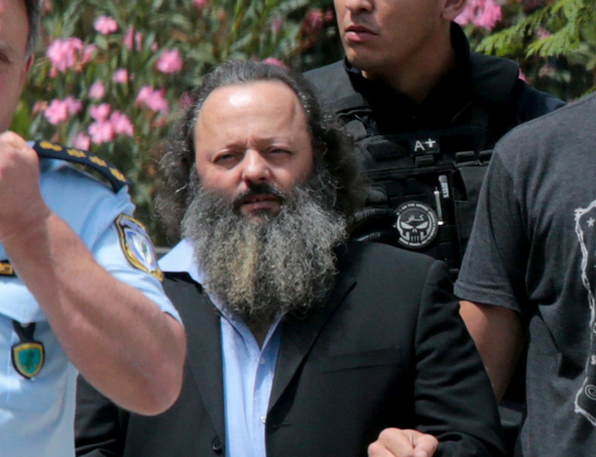 Αρτεμης Σώρρας: Επανεμφάνιση με αφορμή τους «Θεματοφύλακες του ...