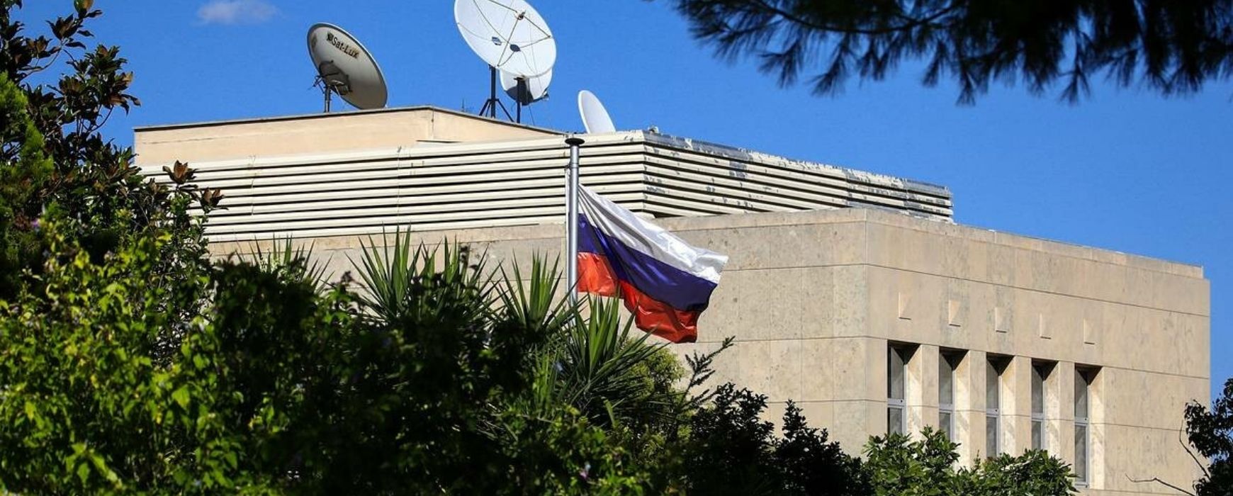 Ρωσική πρεσβεία: Οι ευχές για καλό Πάσχα… και η κριτική της Ζαχάροβα ...