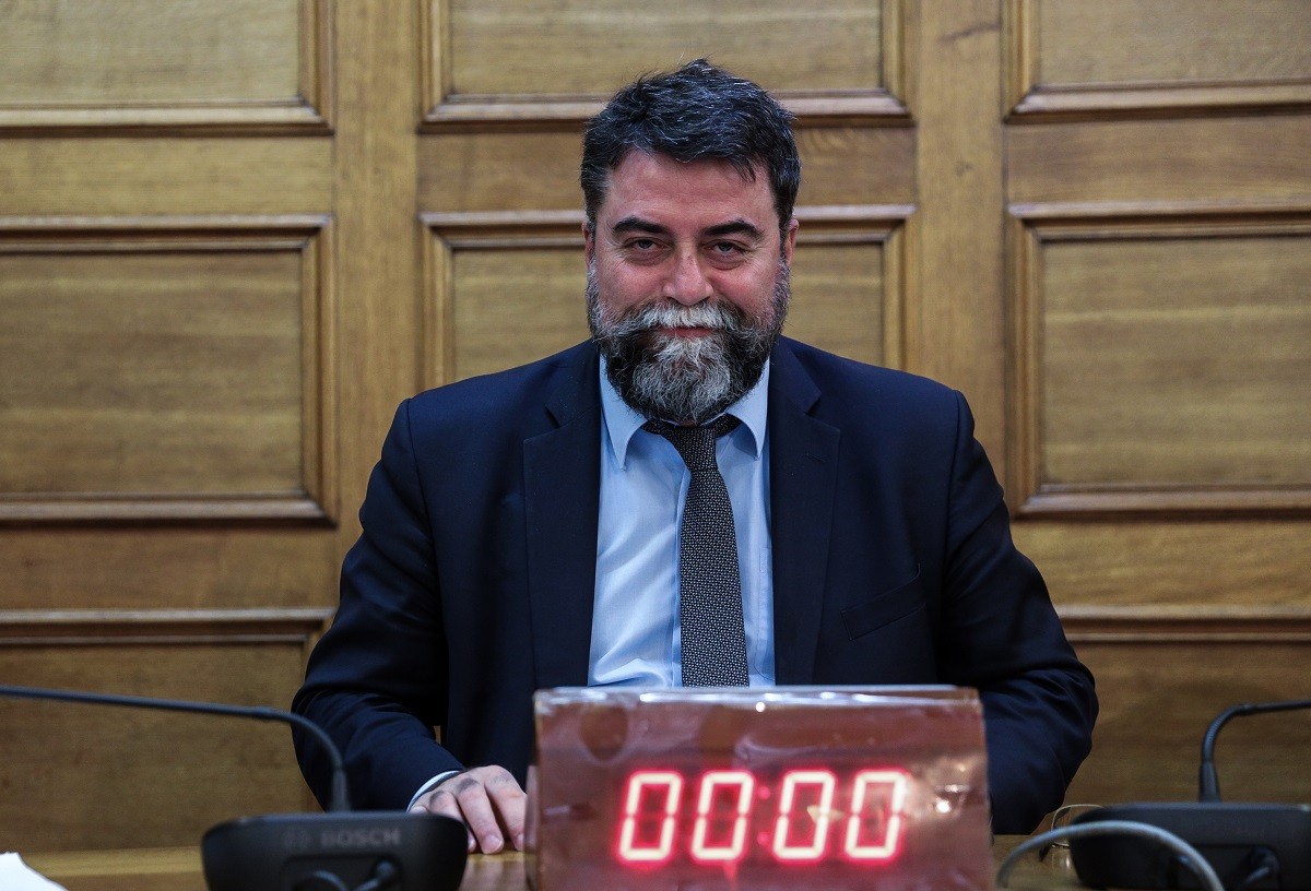 Προκλητικός ο Βασίλης Οικονόμου της ΝΔ για την ακρίβεια στο ρεύμα: «Ο ...