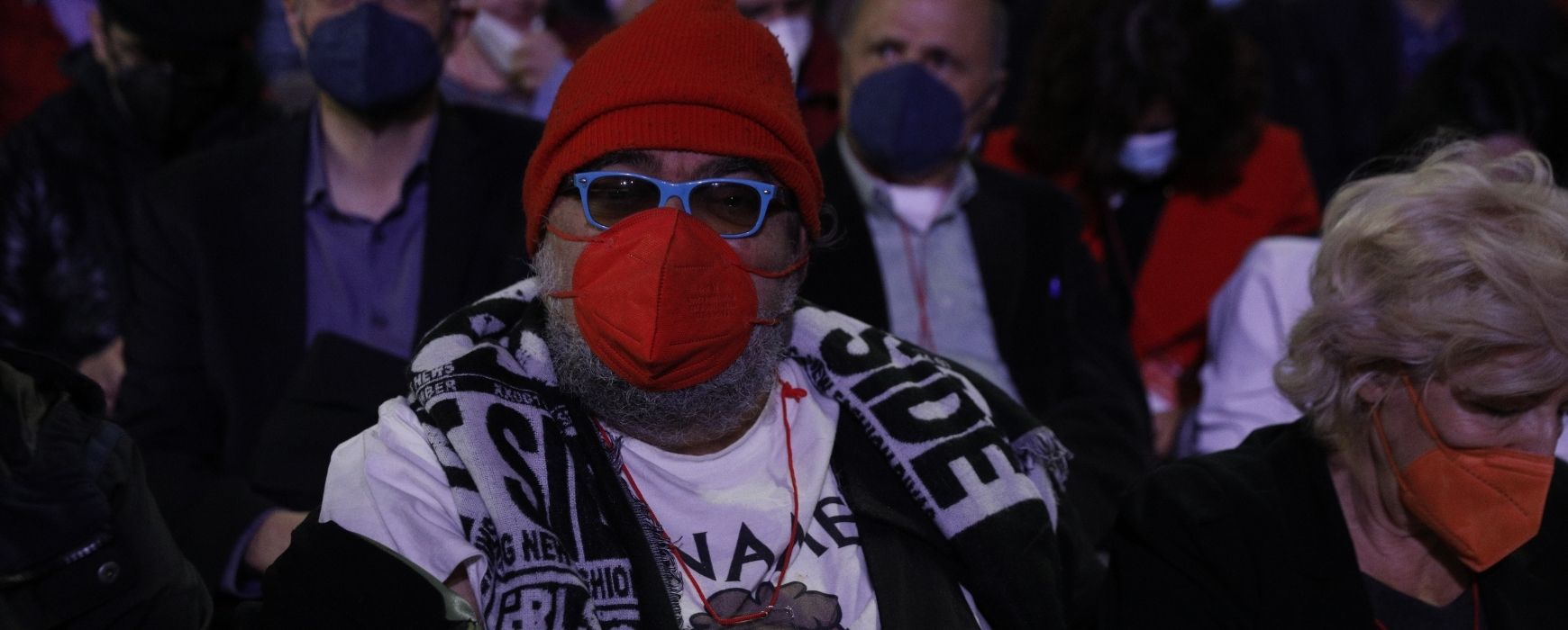 3ο Συνέδριο ΣΥΡΙΖΑ: Παρόντες ο Σταμάτης Κραουνάκης και ο ράπερ ...