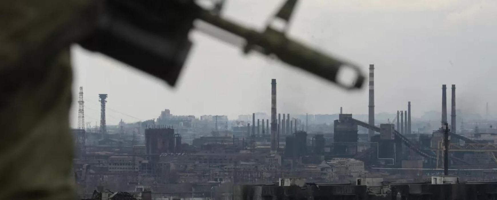 Μαριούπολη: Εκατοντάδες Ουκρανοί στρατιωτικοί εγκατέλειψαν το Azovstal ...
