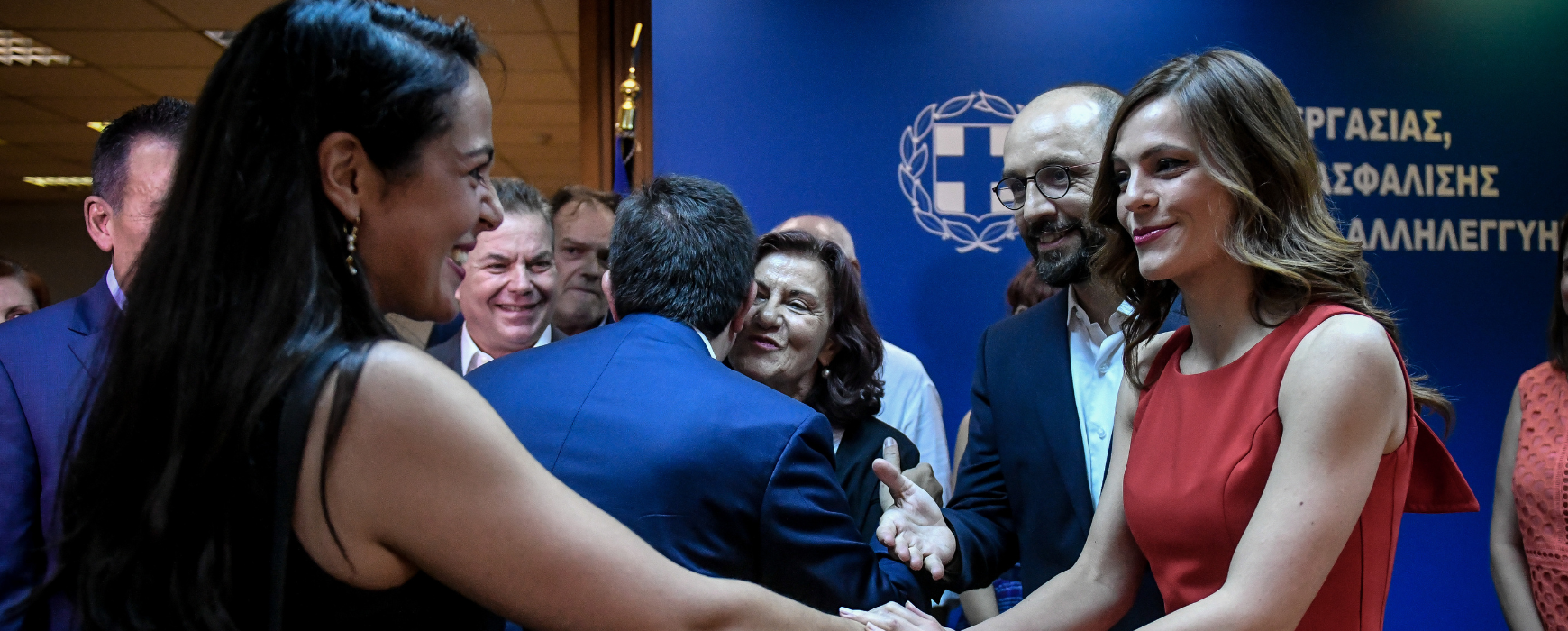 Στηρίζει την Έφη Αχτσιόγλου η Δόμνα Μιχαηλίδου: «Έχω πιο χοντρά μπράτσα ...