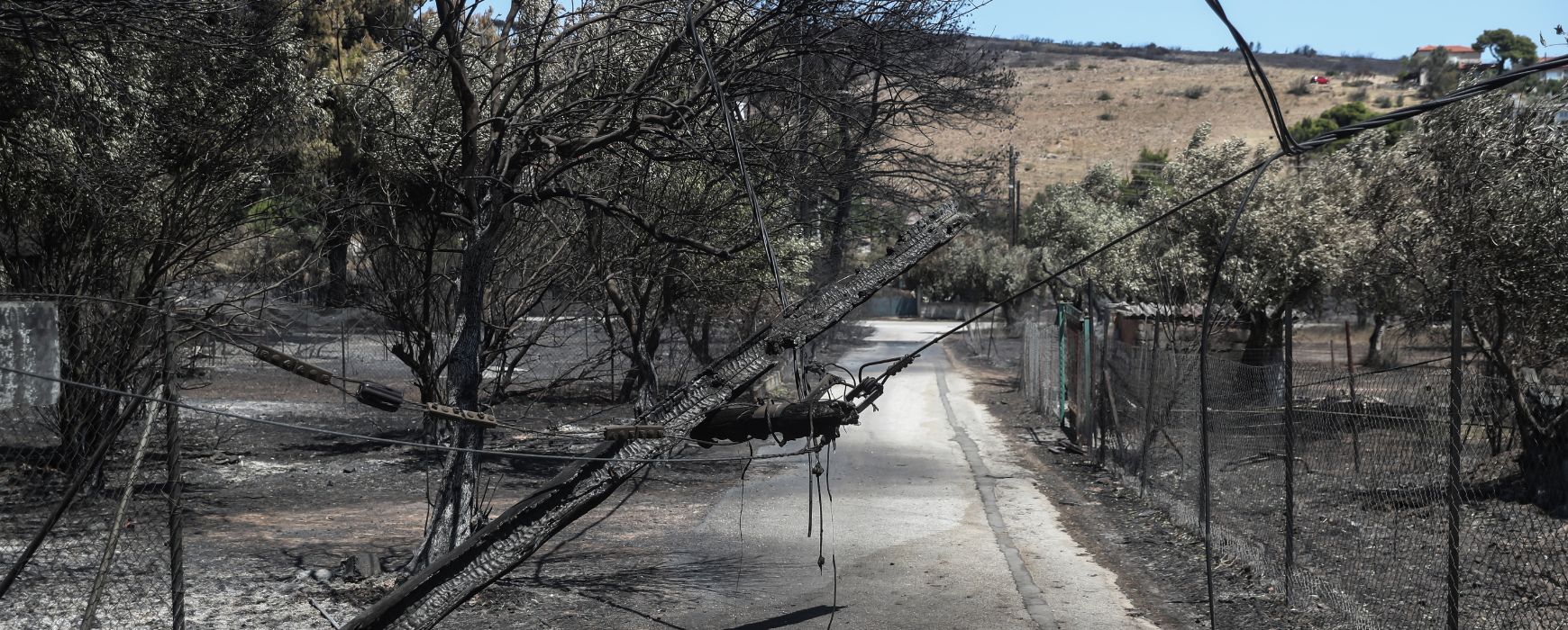 Πεντέλη: Βίντεο ντοκουμέντο με «περίεργη» έκρηξη την ώρα της φωτιάς ...