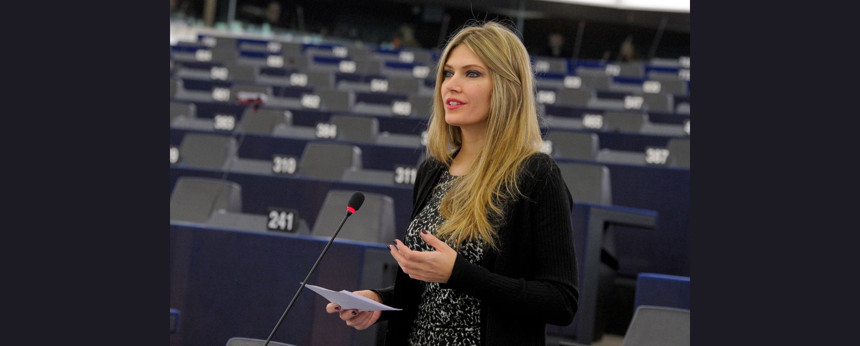 Το Κατάρ, οι Αμερικανοί και η… Εύα | topontiki.gr