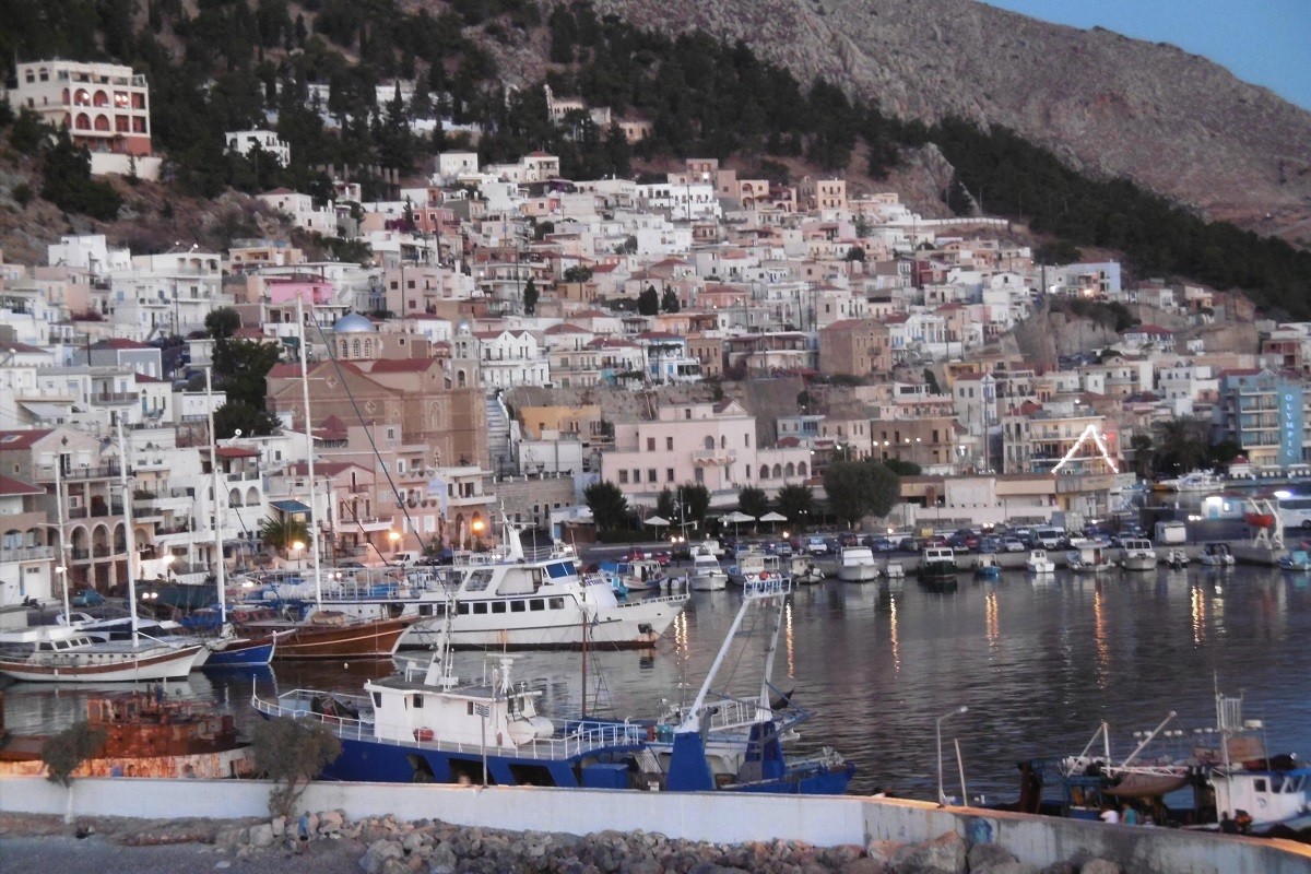 Τουρισμός: Τρία ελληνικά νησιά στη κορυφή με τα φθηνότερα πακέτα για ...