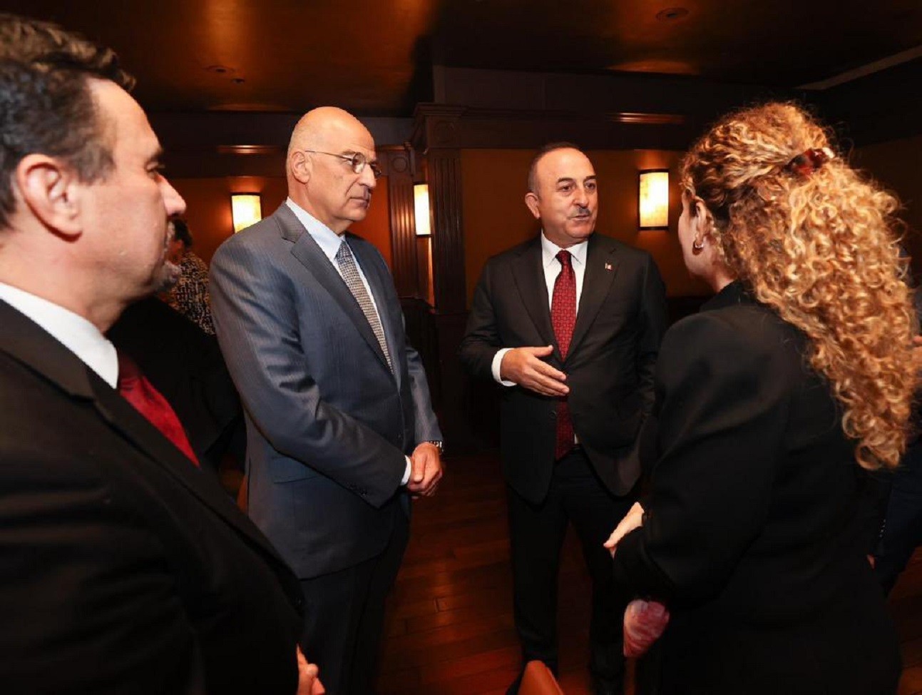 Δίπλα – δίπλα Δένδιας και Τσαβούσογλου στη Νέα Υόρκη | topontiki.gr