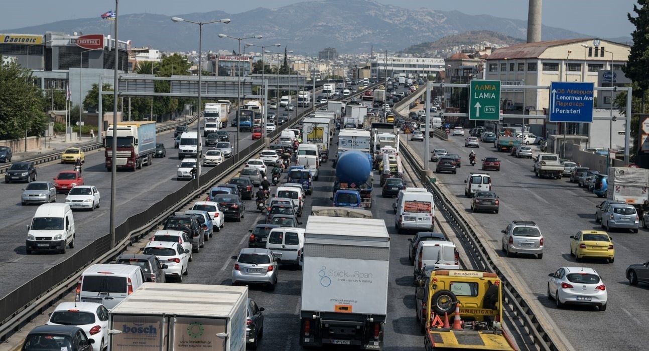 Κίνηση τώρα: «Κόκκινος» ξανά ο Κηφισός – Πού υπάρχουν προβλήματα (live ...