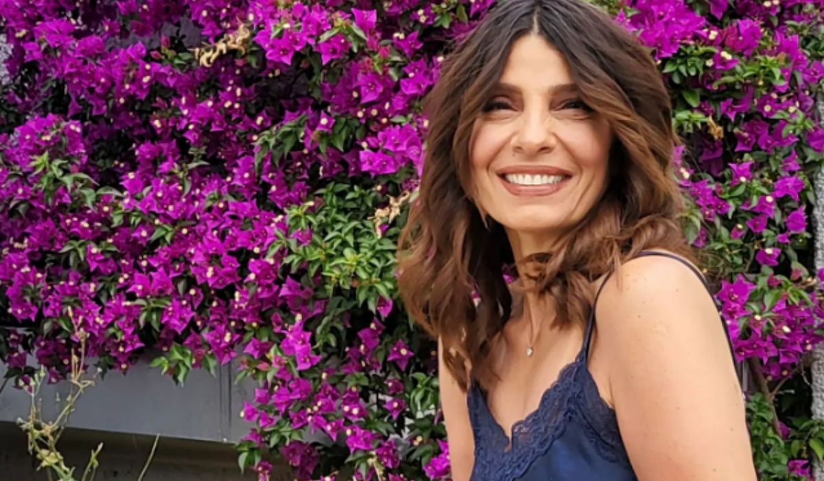 Πόπη Τσαπανίδου: Φθινοπωρινές βόλτες με τον εγγονό της στο Άμστερνταμ ...