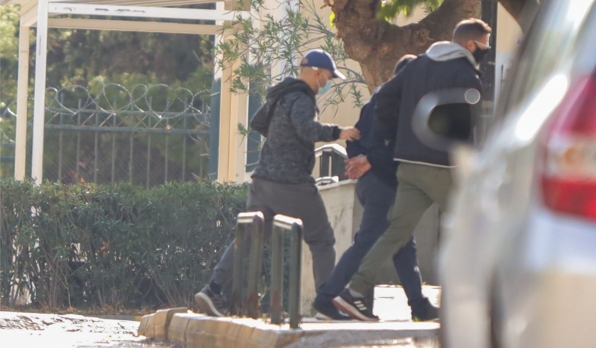 Βιασμός 12χρονης στον Κολωνό: Προφυλακιστέος και ο 43χρονος ...