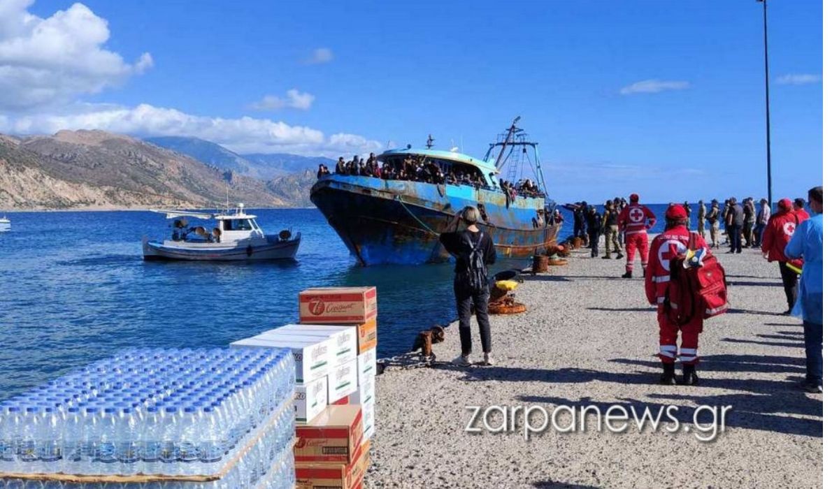 Μηταράκης: Ζητά άμεση επέμβαση της Κομισιόν για μετεγκατάσταση των ...
