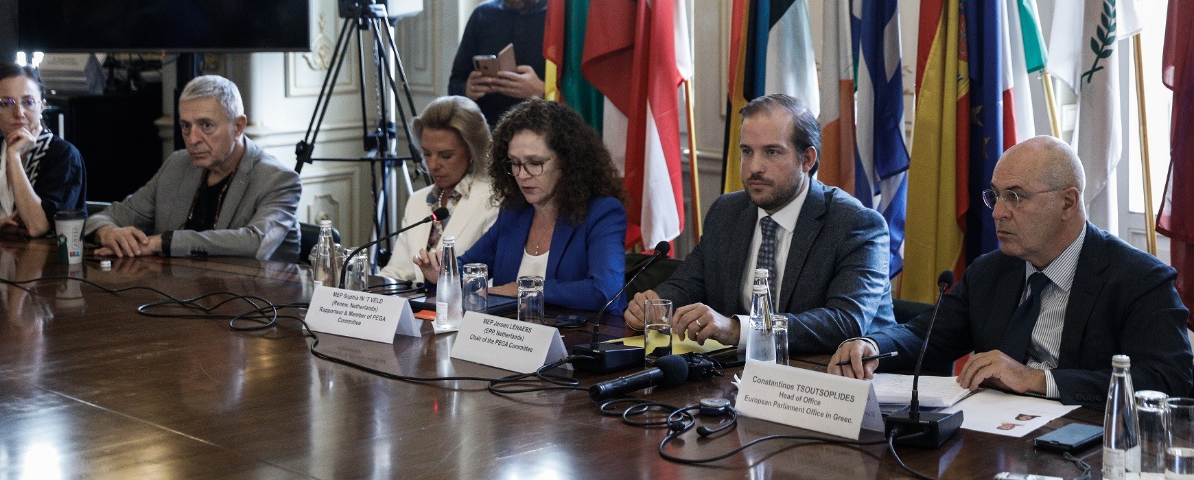 Η PEGA επιμένει στη διερεύνηση των υποκλοπών | topontiki.gr