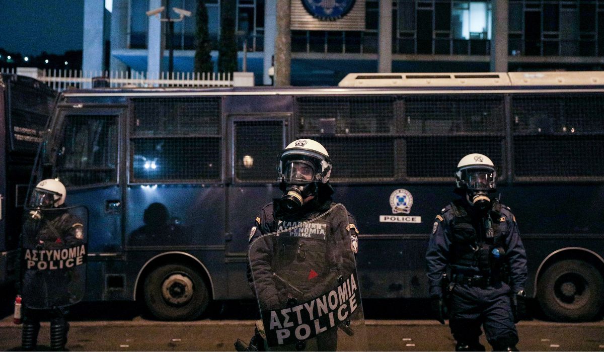 Πολυτεχνείο: Δρακόντεια μέτρα για την 49η επέτειο – «Επιστρατεύονται ...