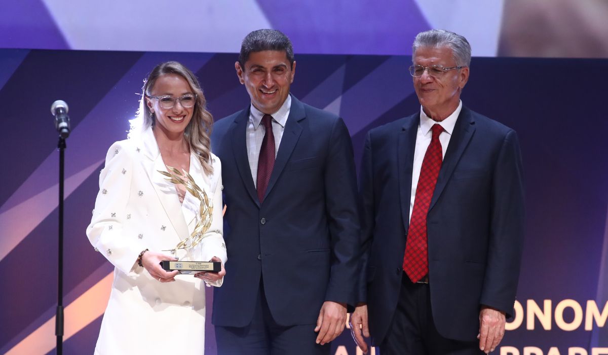 Βραβεία ΠΣΑΤ: Η Αντιγόνη Ντρισμπιώτη κορυφαία αθλήτρια της χρονιάς ...