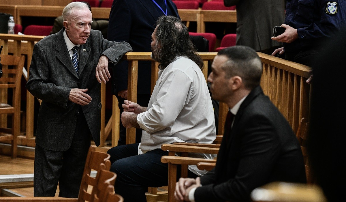 Δίκη Χρυσής Αυγής: Το Εφετείο απέρριψε τις αιτήσεις αποφυλάκισης Λαγού ...