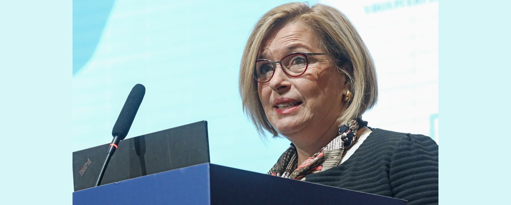 Μίνα Γκάγκα: «Η Κράκεν θα κυριαρχήσει και στην Ελλάδα» – Που ...