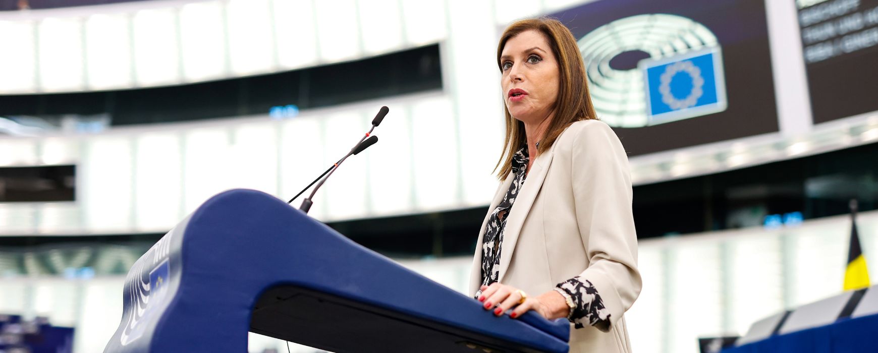 Νέα Δημοκρατία: Γκρίνια «γαλάζιων» για τα e-mails της Ασημακοπούλου ...