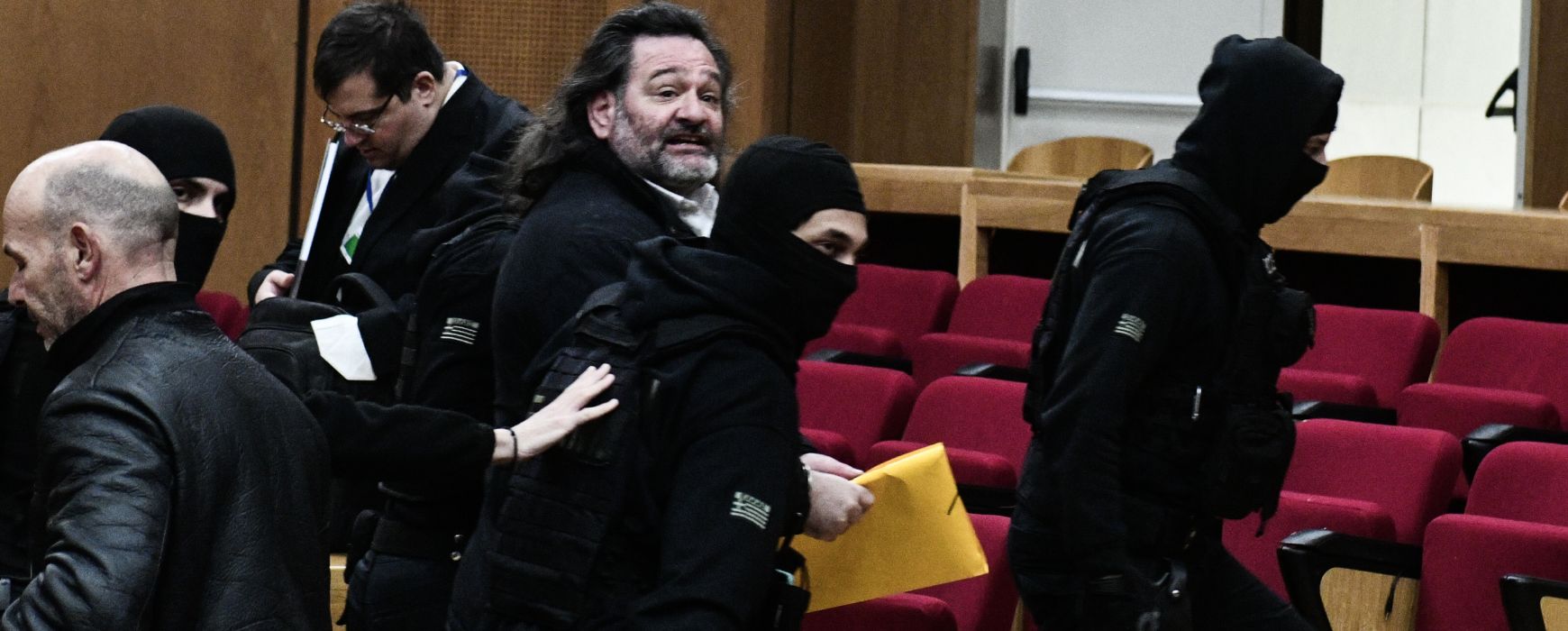 Δίκη Χρυσής Αυγής: Νέα χυδαία επίθεση Λαγού στην Μάγδα Φύσσα (Photos ...