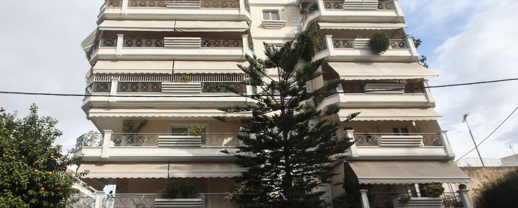 Μοσχάτο: Βίντεο ντοκουμέντο μέσα από το σπίτι του 50χρονου – «Εγώ θα σε ...