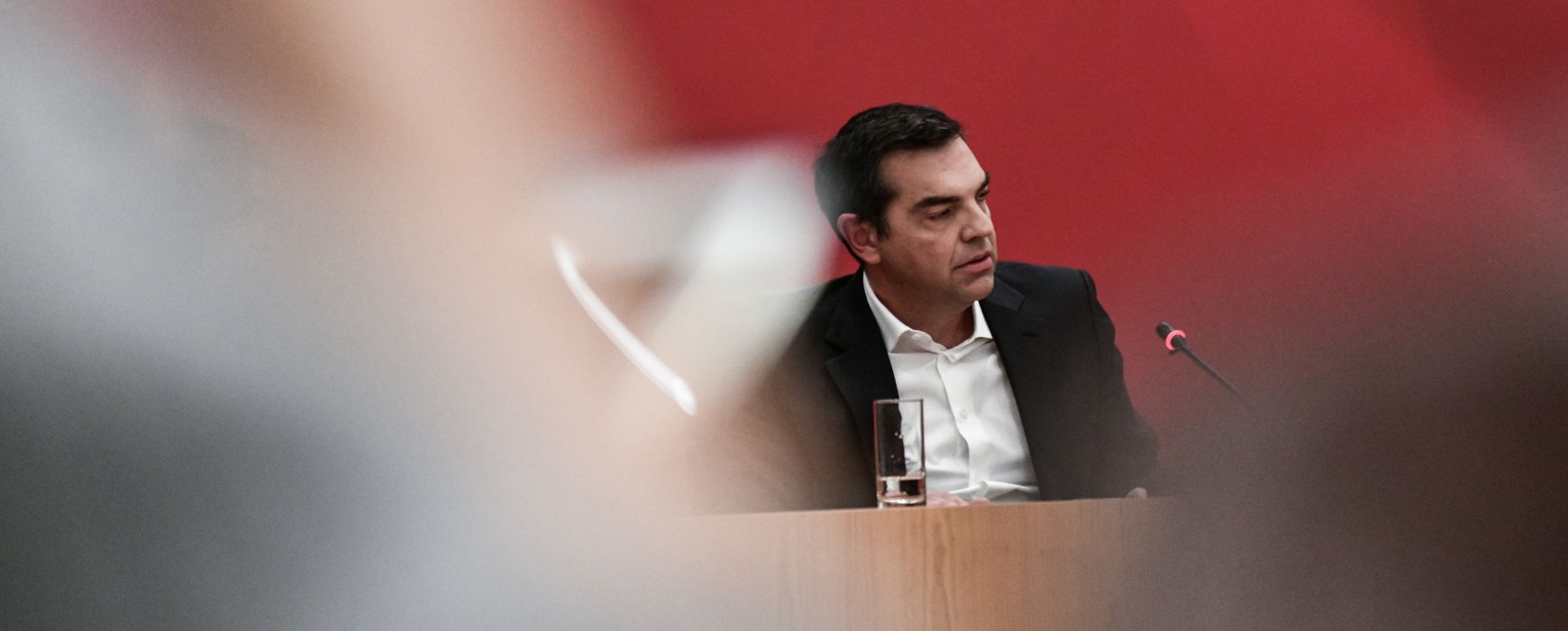 «Φωτιά» στο πολιτικό σκηνικό μετά τις ανακοινώσεις Τσίπρα για αποχώρηση ...