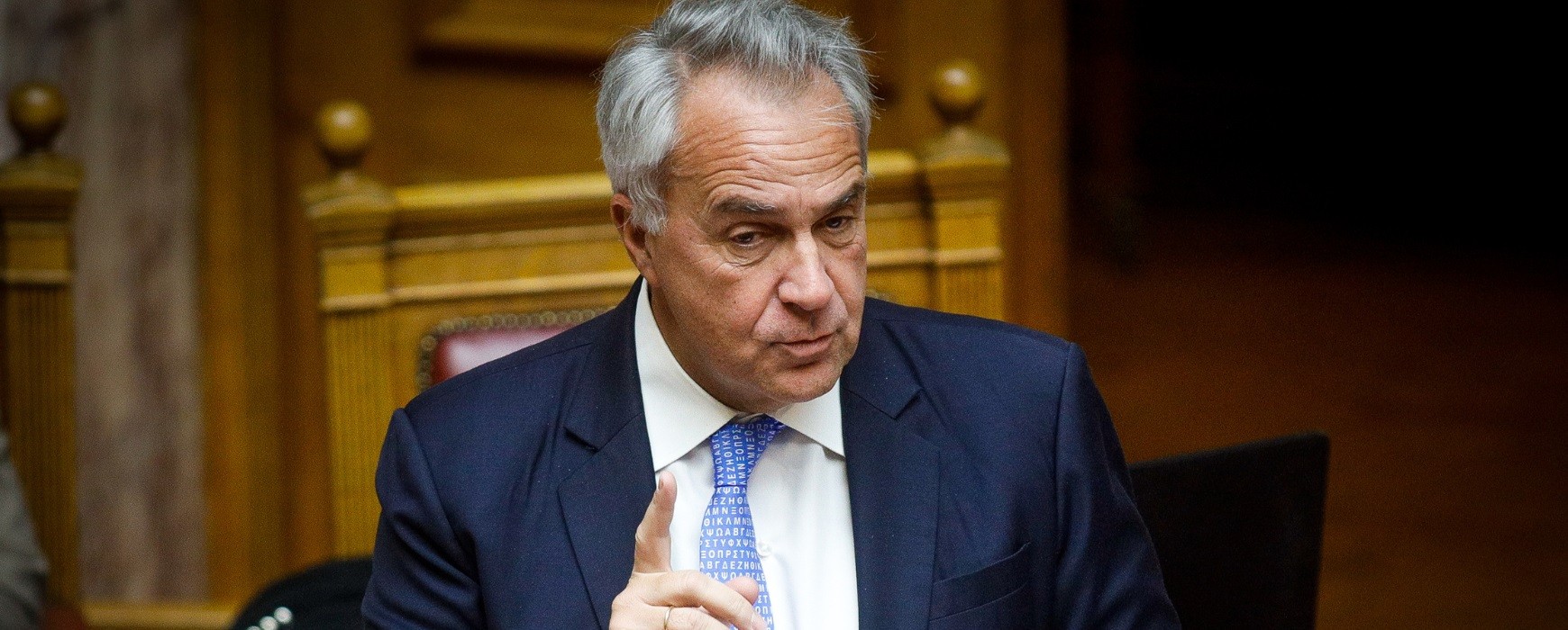 Κόντρα στη Βουλή για την παρουσία Βορίδη στην κηδεία του τέως – «Ο λαός ...