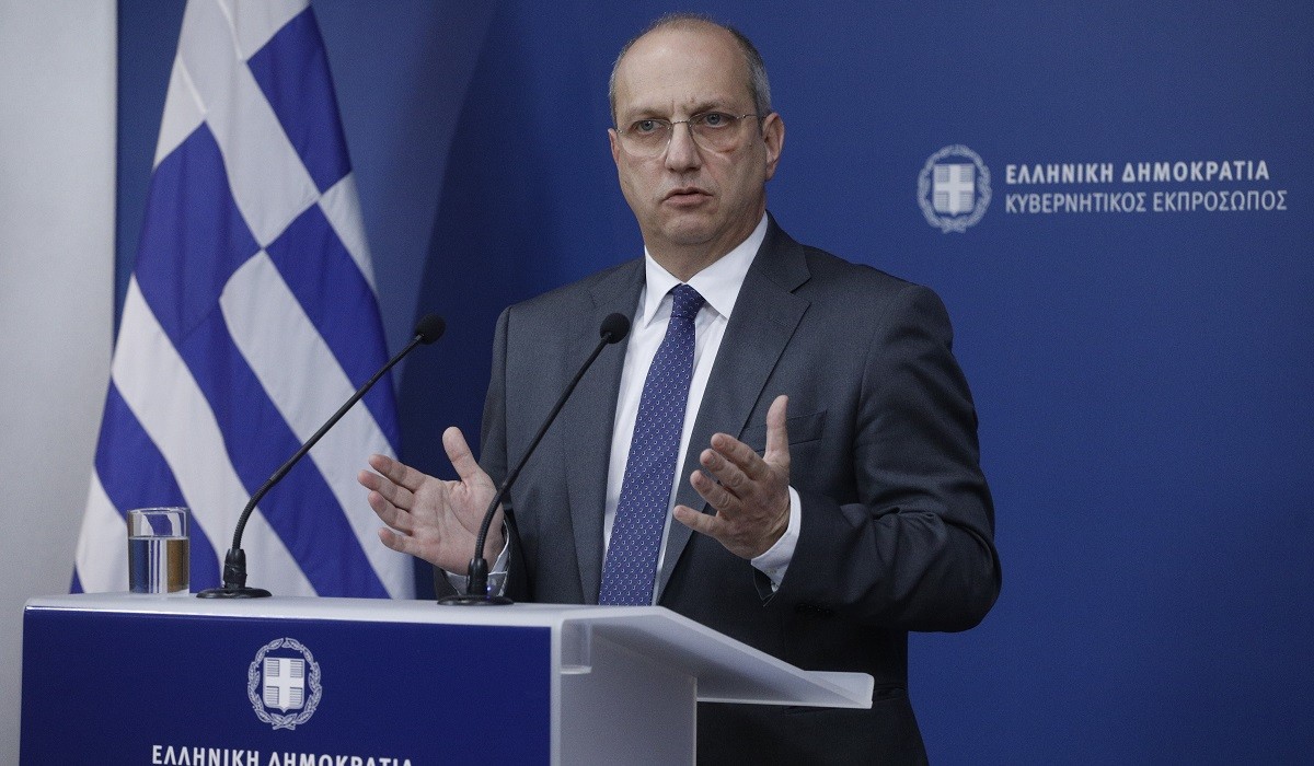 Γιάννης Οικονόμου για υβριστικό σύνθημα κατά του ΠΑΣΟΚ: Ήταν σε ...