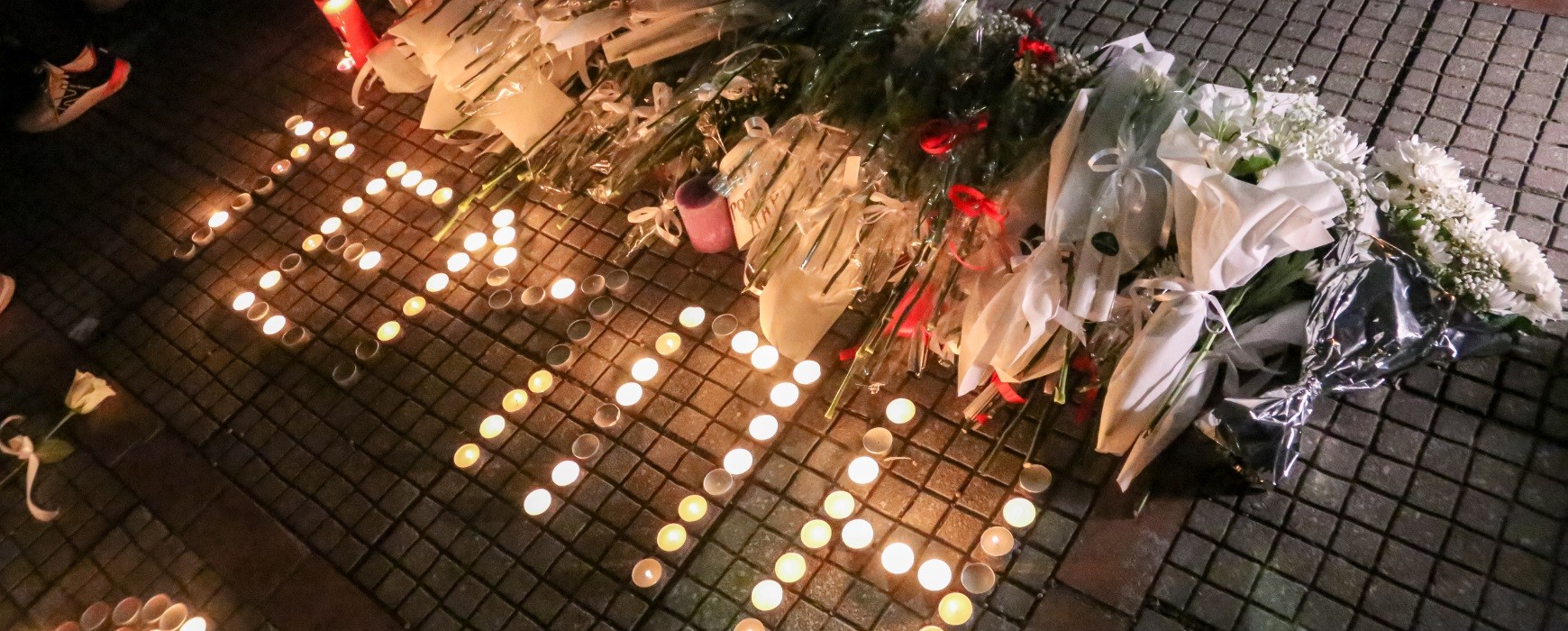 «Πένθιμες πορείες» σε Αθήνα, Πάτρα, Θεσσαλονίκη για την τραγωδία στα ...