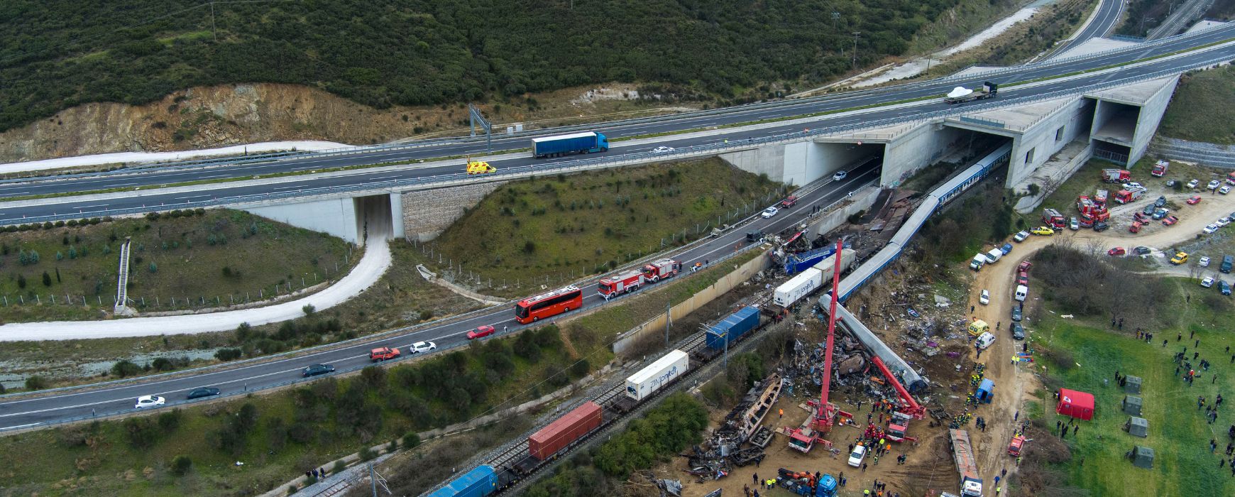 Λέκκας για τη σύγκρουση των τρένων: Για 3 δευτερόλεπτα δεν σκοτώθηκαν ...
