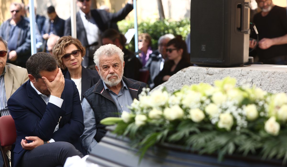Μυρσίνη Ζορμπά: Συγκίνηση στην πολιτική κηδεία – Ο επικήδειος του Αλέξη ...