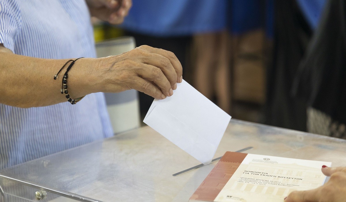 Εκλογές 2023: Ποιοι καλούνται ως εφορευτική επιτροπή, τι θα γίνει αν ...