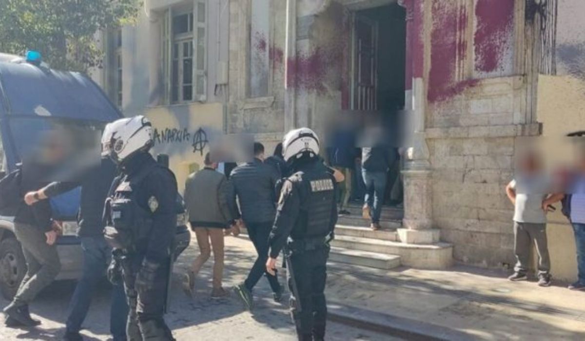 Κύκλωμα αρχαιοκαπηλίας στην Κρήτη – Προφυλακιστέοι κρίθηκαν οι τρεις ...