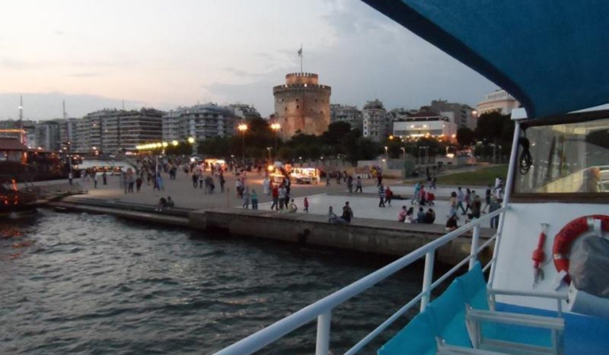 Περιπέτεια για τους επιβάτες της «Θεσσαλονίκης» – Μηχανική βλάβη ...