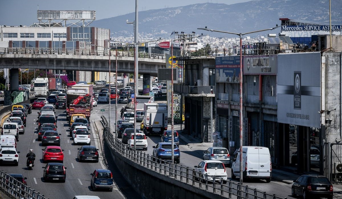 Κίνηση τώρα: «Χάος» στον Κηφισό λόγω τροχαίου – Ποιοι δρόμοι είναι στο ...
