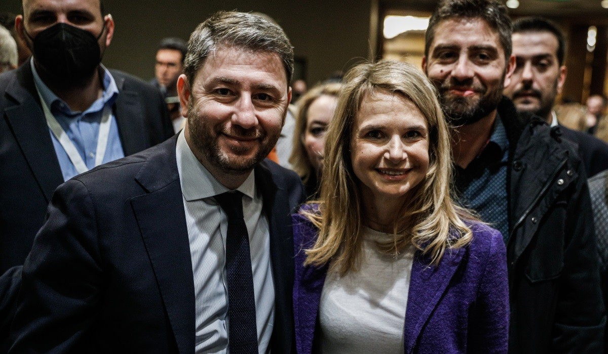 Μιλένα Αποστολάκη: Να κυβερνήσουμε με ΝΔ αλλά με άλλο πρωθυπουργό ...