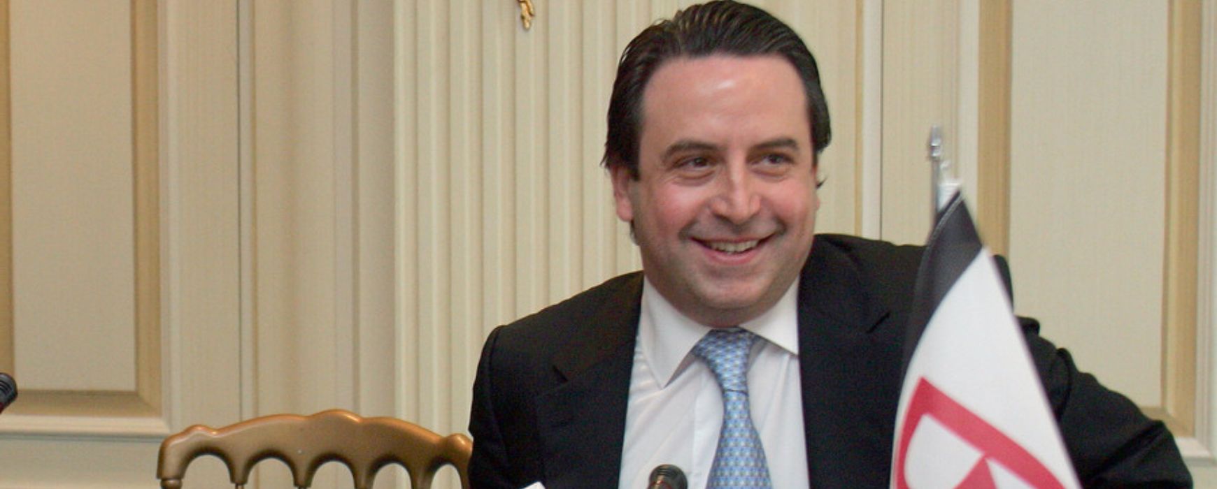 Βίκτωρ Ρέστης: Διαψεύδει τη φημολογία ότι εμπλέκεται σε χρηματοδότηση ...