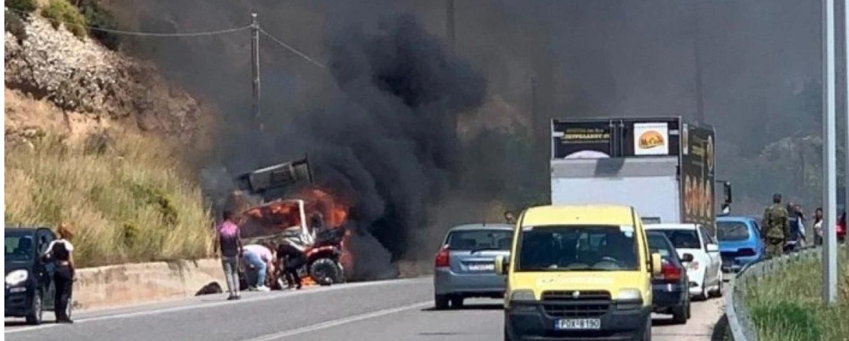 Τραγωδία στη Ρόδο: Νεκρός οδηγός γουρούνας που συγκρούστηκε με φορτηγό ...