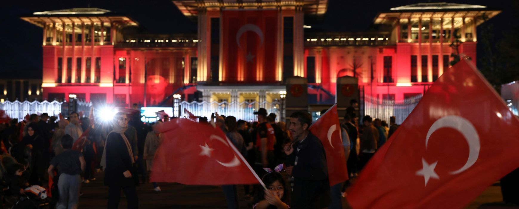 Τουρκία: Οι νέοι υπουργοί του Ερντογάν – Μένει ο Ακάρ, φεύγει ο ...
