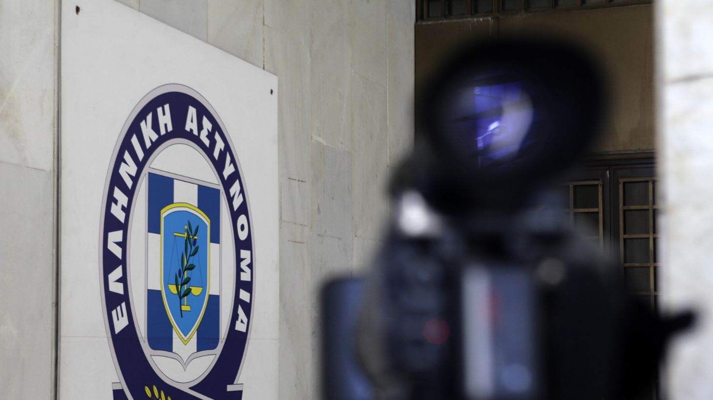 Συνελήφθη παλαίμαχος ποδοσφαιριστής για απάτες με αγοραπωλησίες ...