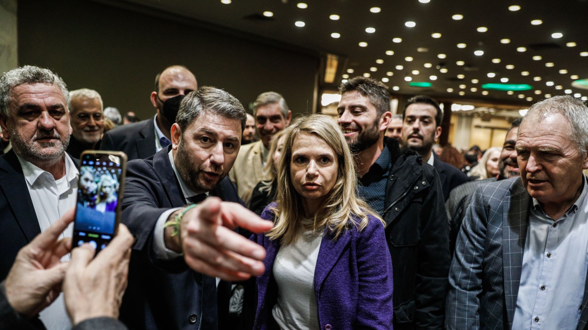 ΠΑΣΟΚ: Η ακτινογραφία των νέων βουλευτών – Οι «Προεδρικοί», οι ...