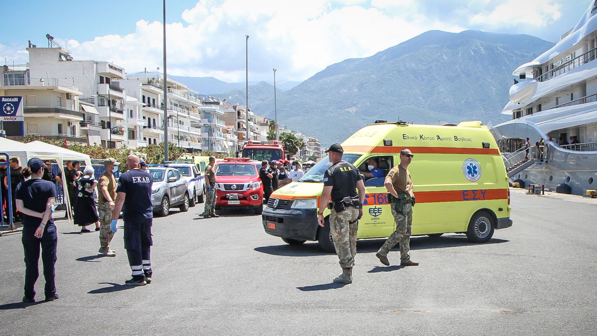 Nαυάγιο στην Πύλο: Τα «άβολα ερωτήματα» του διεθνή Τύπου και η οργή για ...