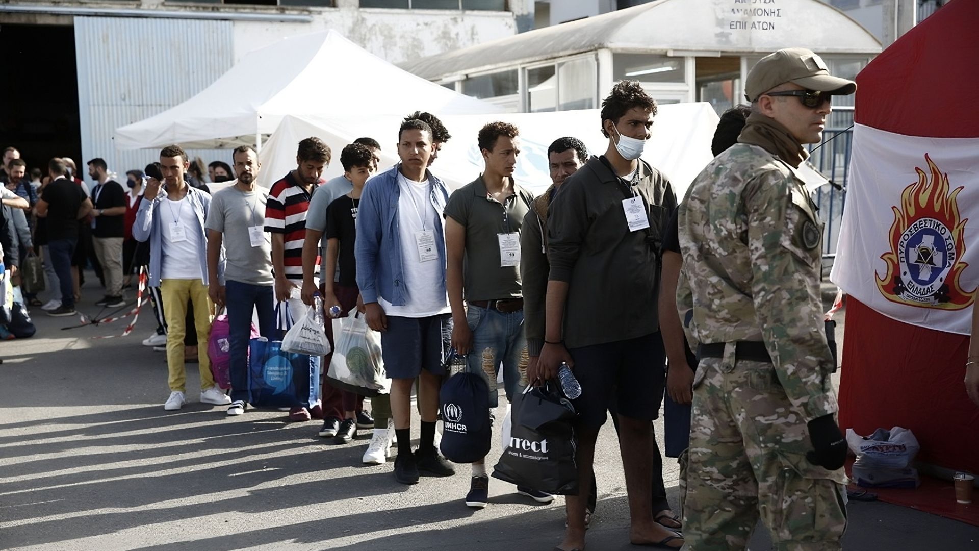 Ναυάγιο στην Πύλο: Στη Μαλακάσα οι διασωθέντες – Και νέα μαρτυρία ...