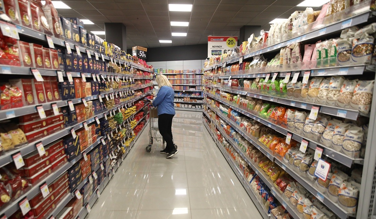 Αγίου Πνεύματος 2023: Τι ισχύει για καταστήματα και σούπερ μάρκετ ...